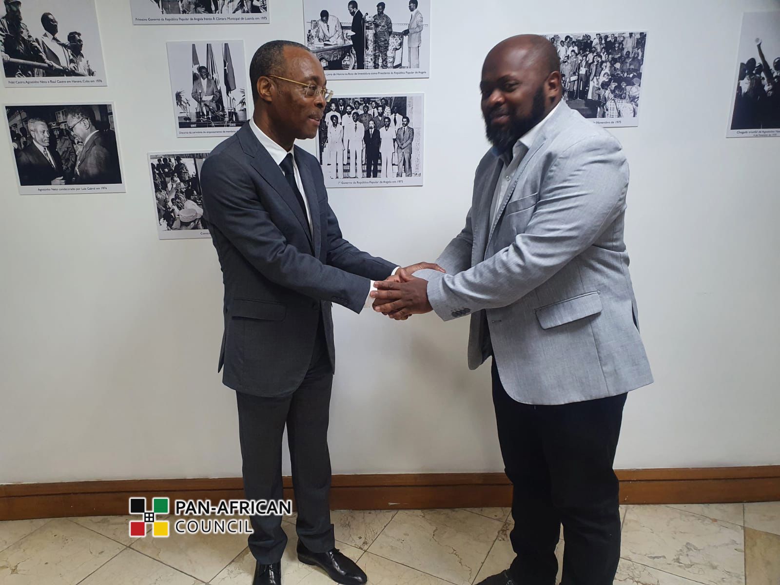 Honoring Agostinho Neto at the Consulate General of Angola in Rio de ...